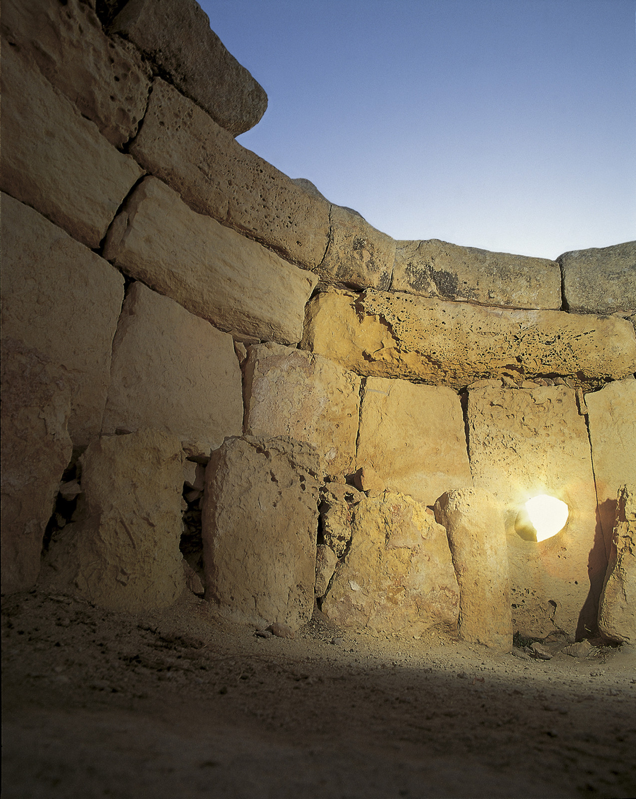 La magia dell'equinozio e del solstizio - Destinazione Malta Academy