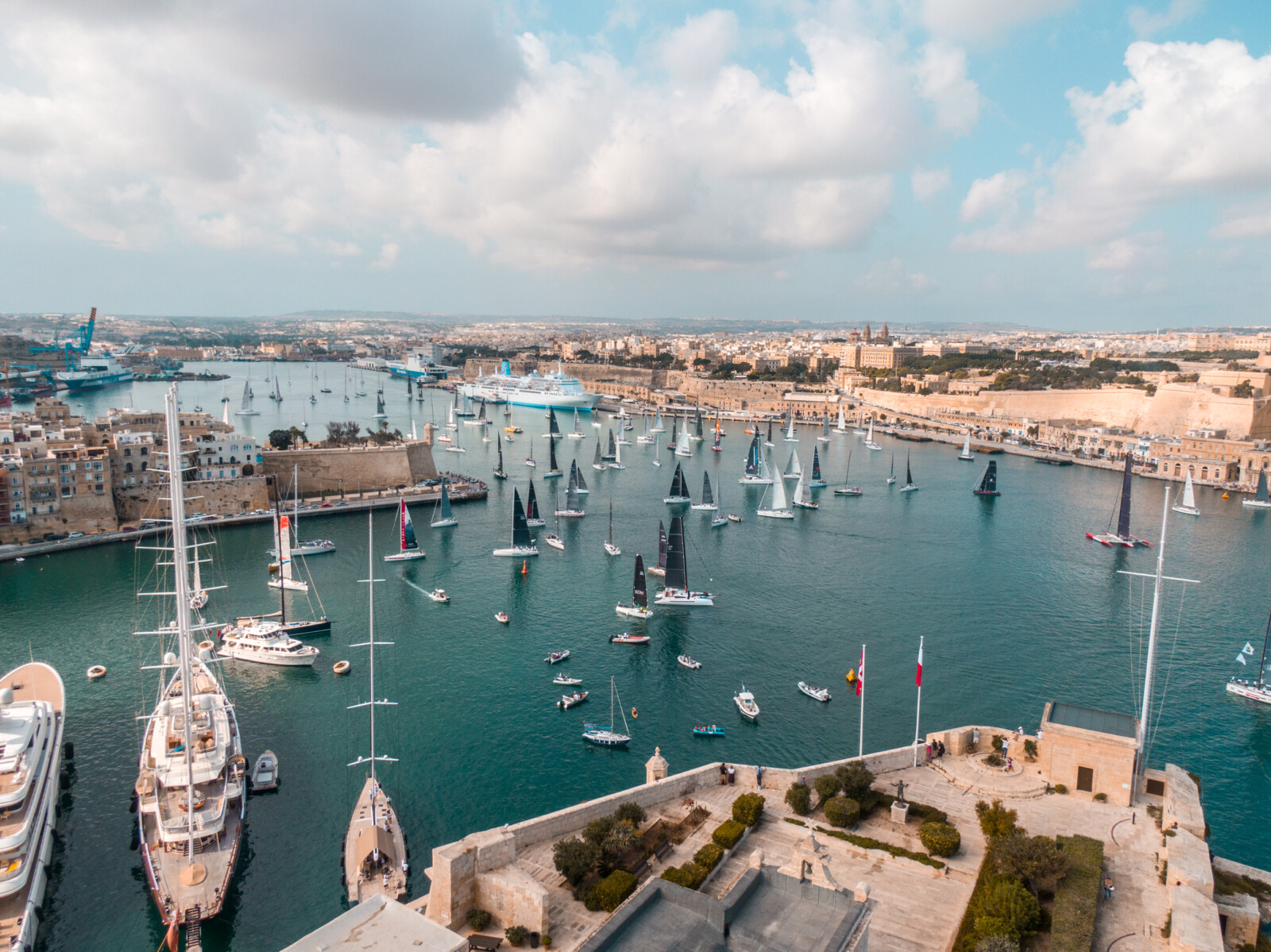 Rolex Middle Sea Race 2025: la regata che unisce sfida, cultura e ...